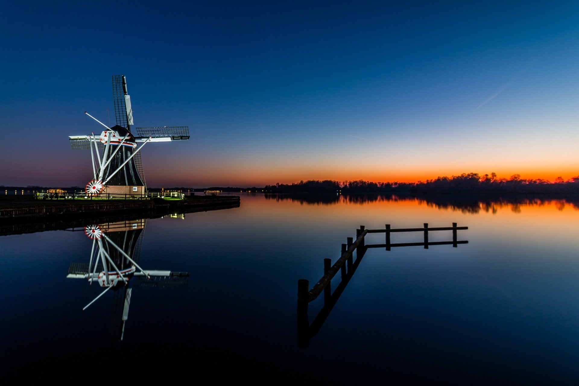 Wallpaper Blue Windmill