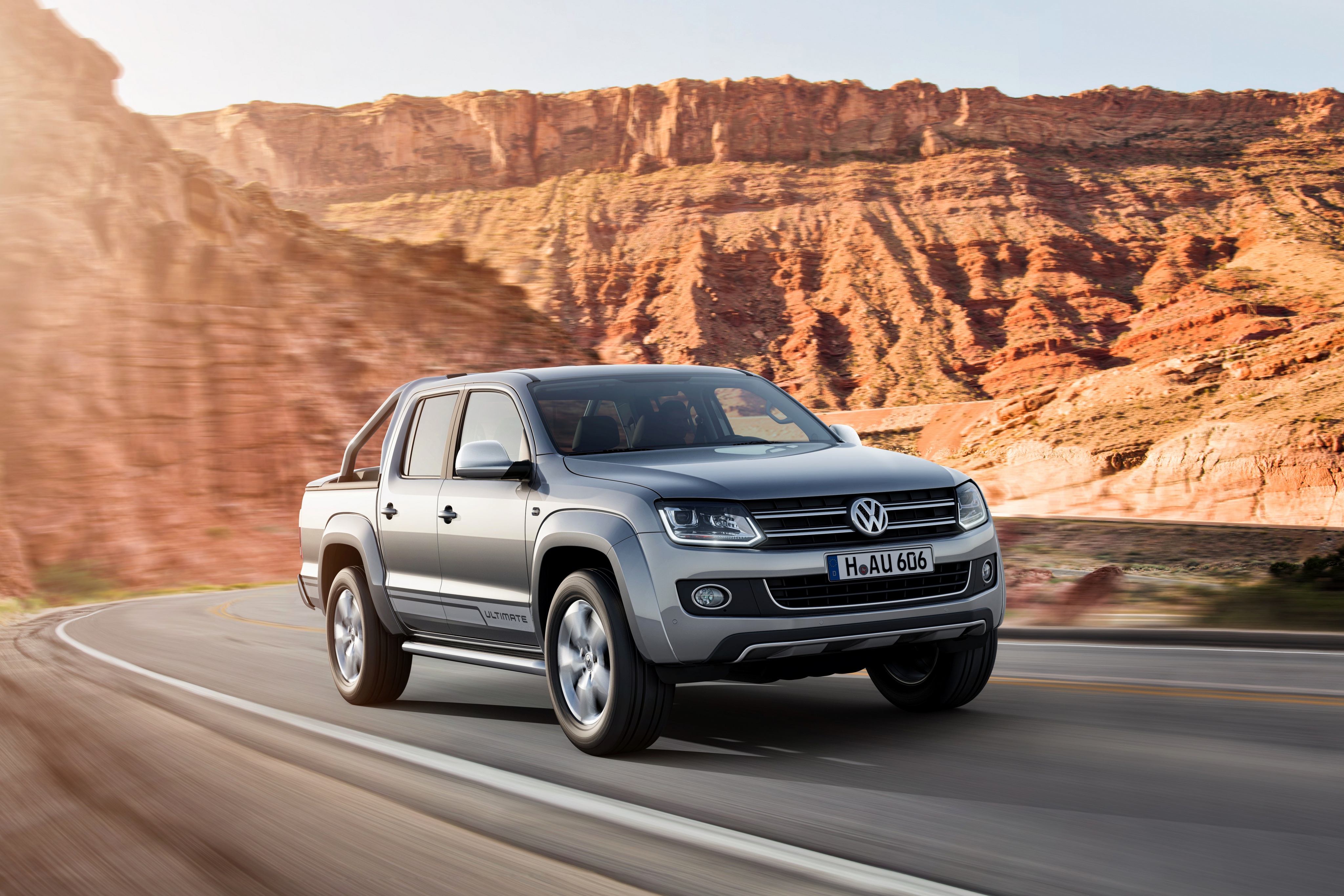 Download Silver Car Car Volkswagen Vehicle Volkswagen Amarok 4k Ultra ...