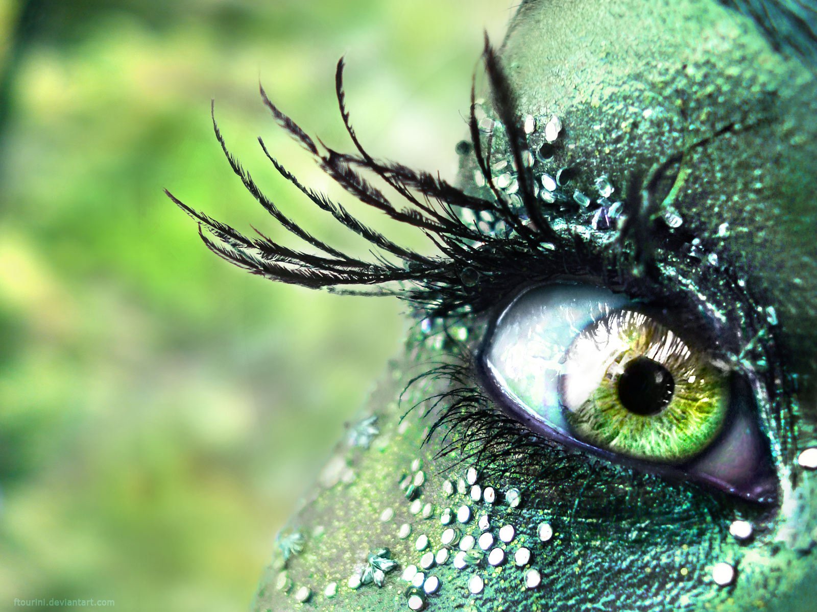 Download Artistic Eye Wallpaper