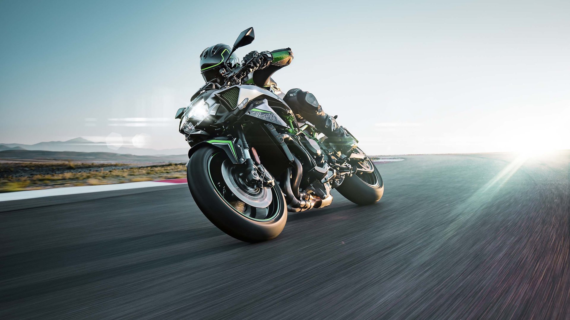 Download Vehicle Kawasaki Z H2 4k Ultra HD Wallpaper