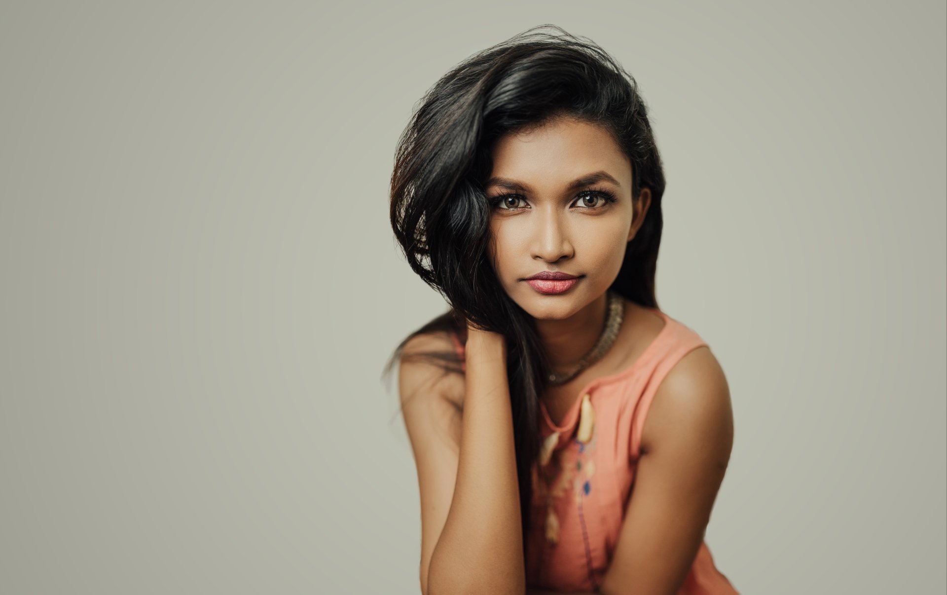 Women Model HD Wallpaper