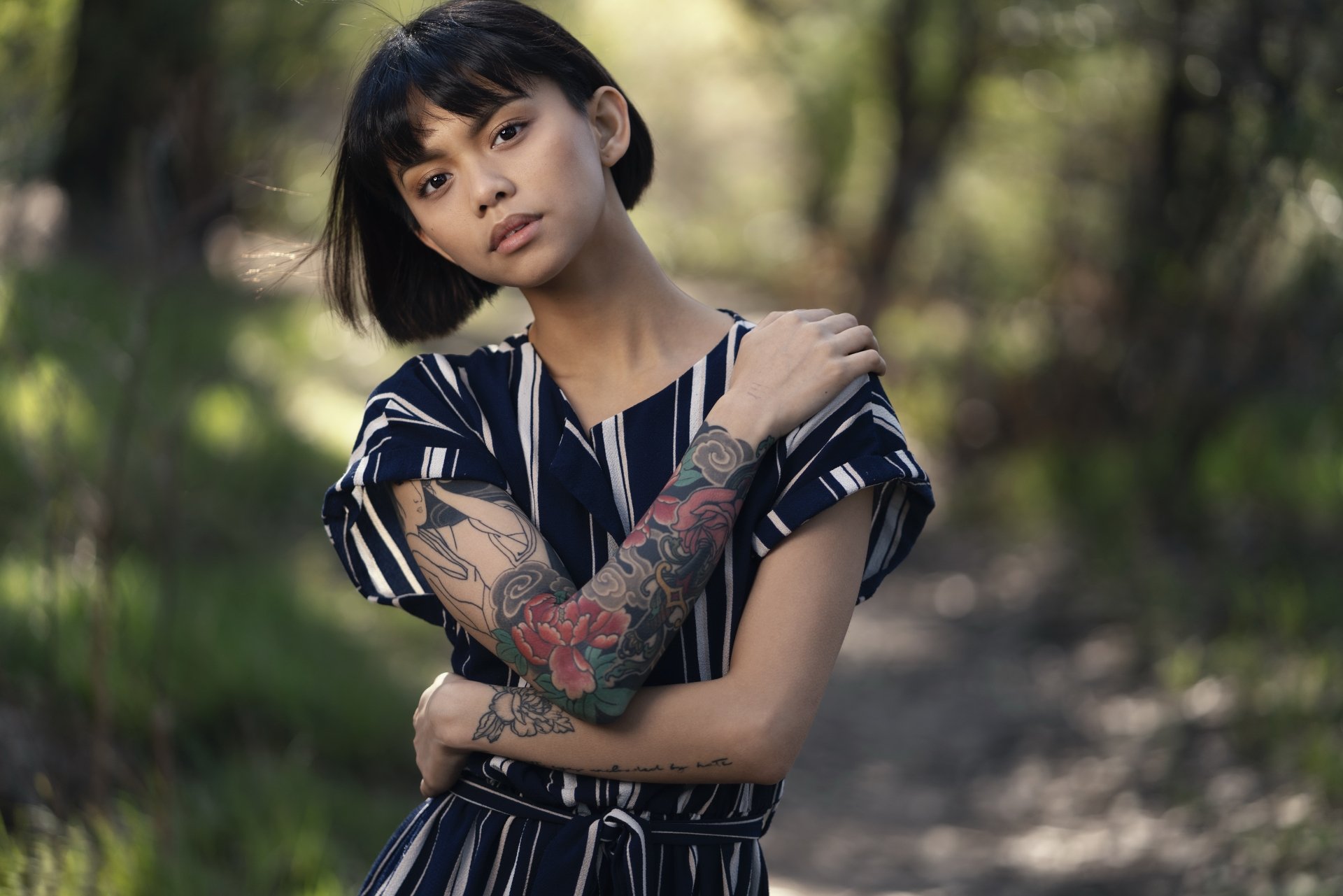 Download Brown Eyes Black Hair Short Hair Depth Of Field Model Woman ...