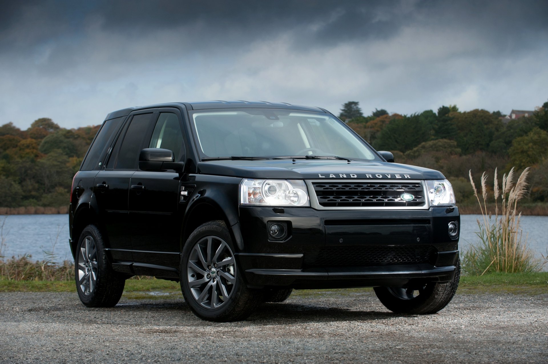 Download Black Car Car SUV Land Rover Vehicle Land Rover Freelander 4k ...