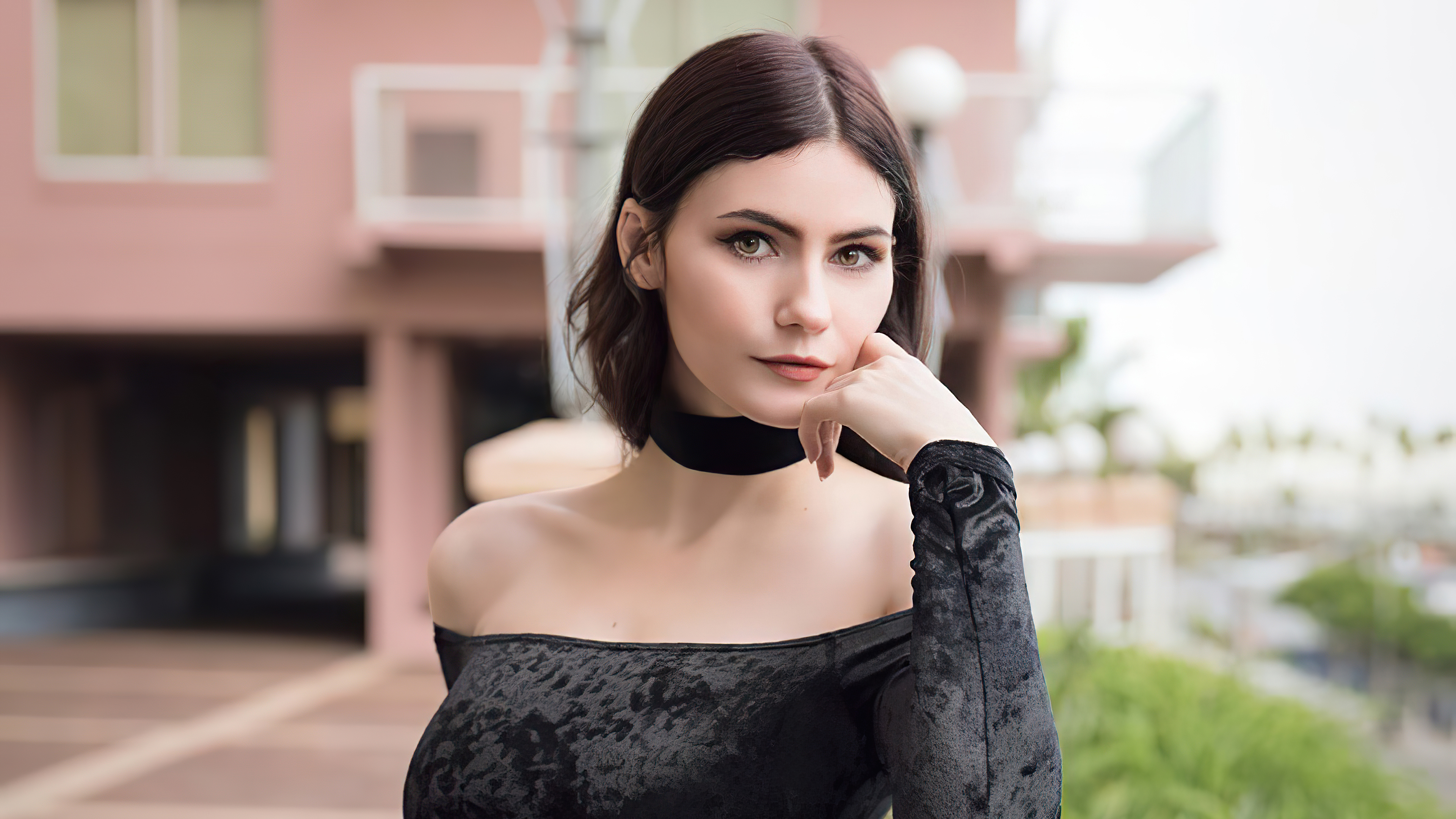 Download Brunette Depth Of Field Woman Model 4k Ultra HD Wallpaper