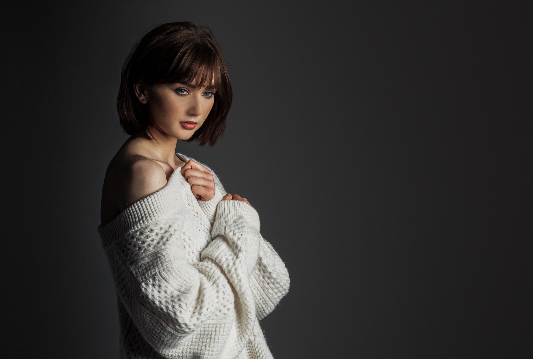 Download Woman Model HD Wallpaper