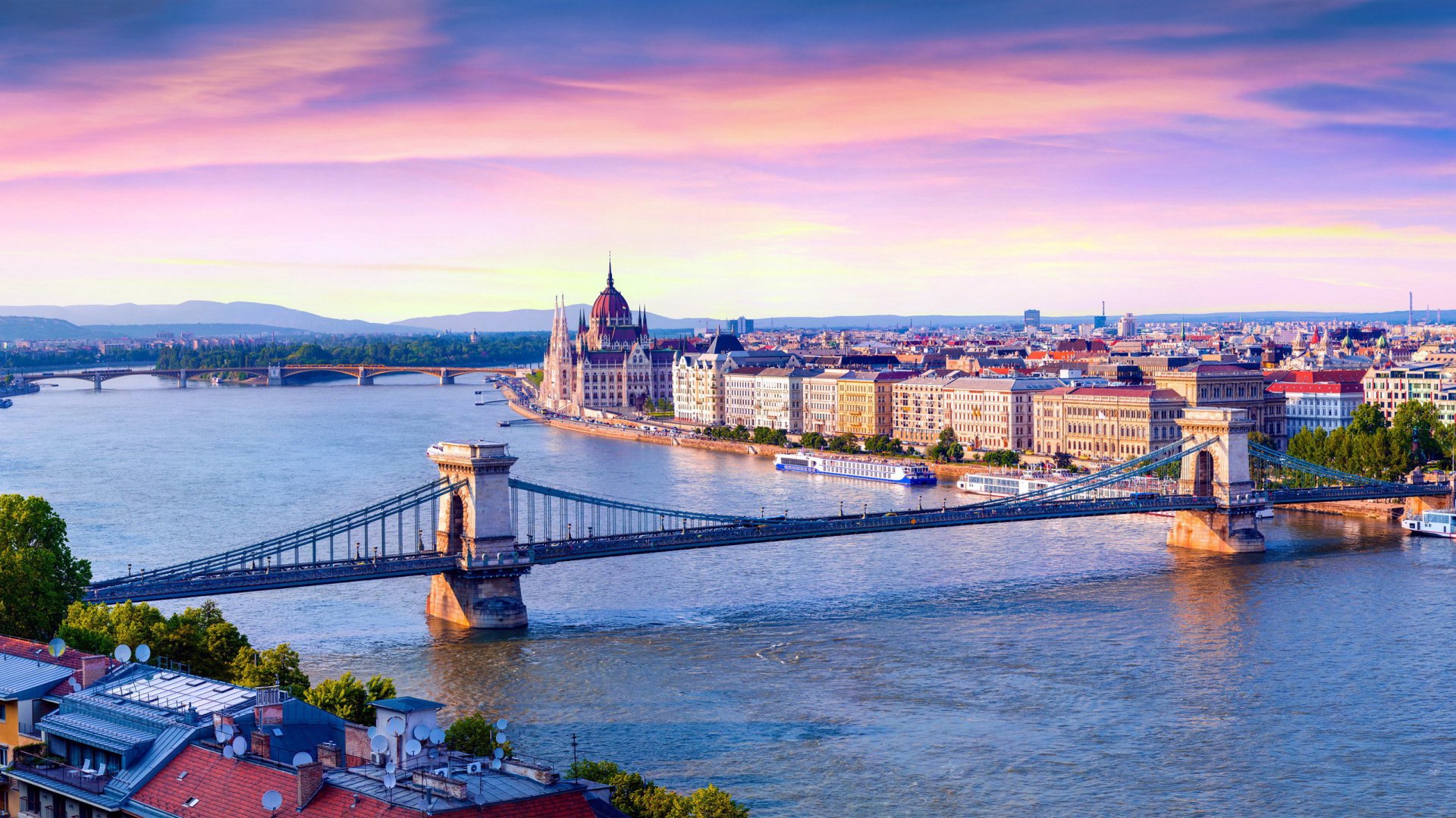 Download Building River Bridge Hungary Man Made Budapest HD Wallpaper