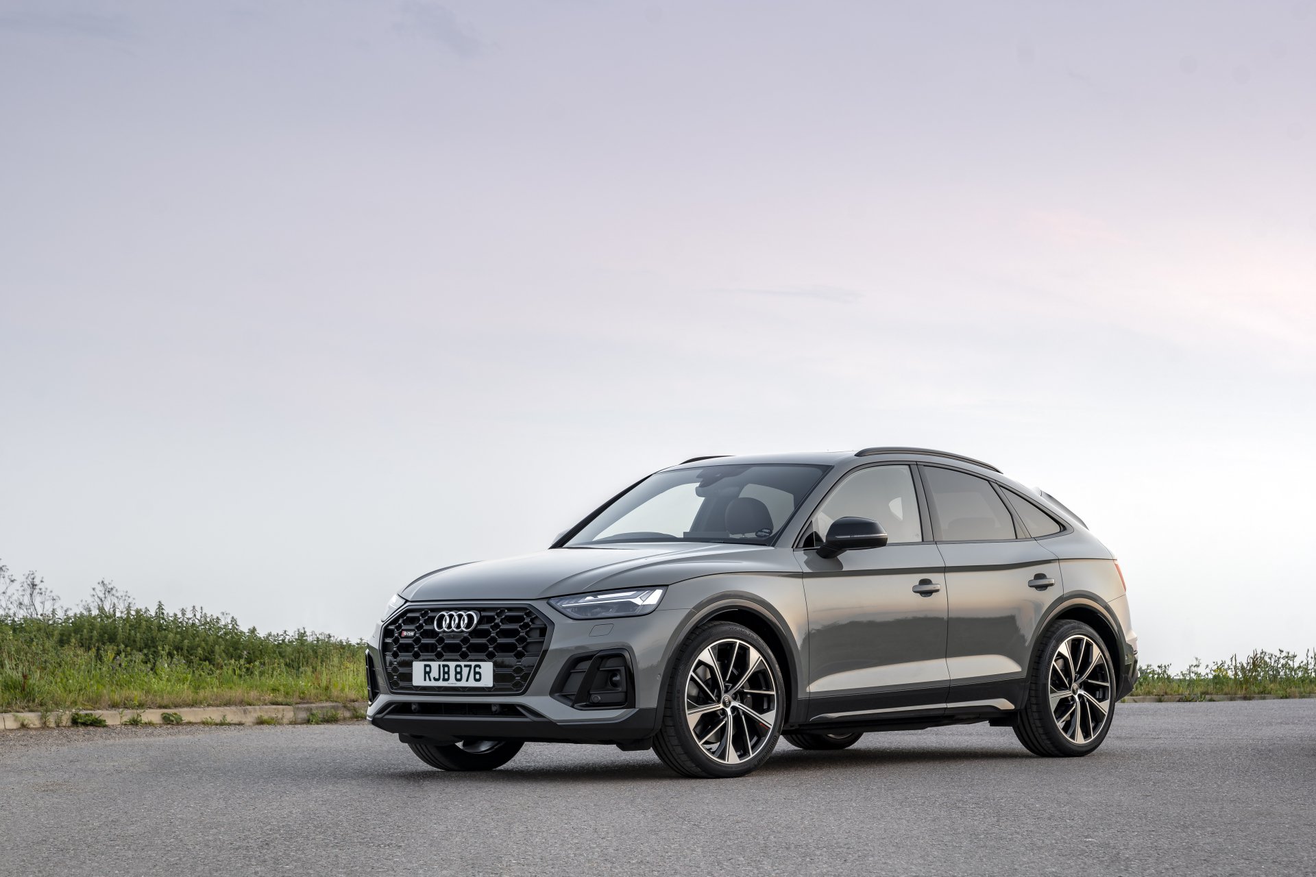 Download SUV Audi SQ5 Sportback Vehicle Audi SQ5 4k Ultra HD Wallpaper