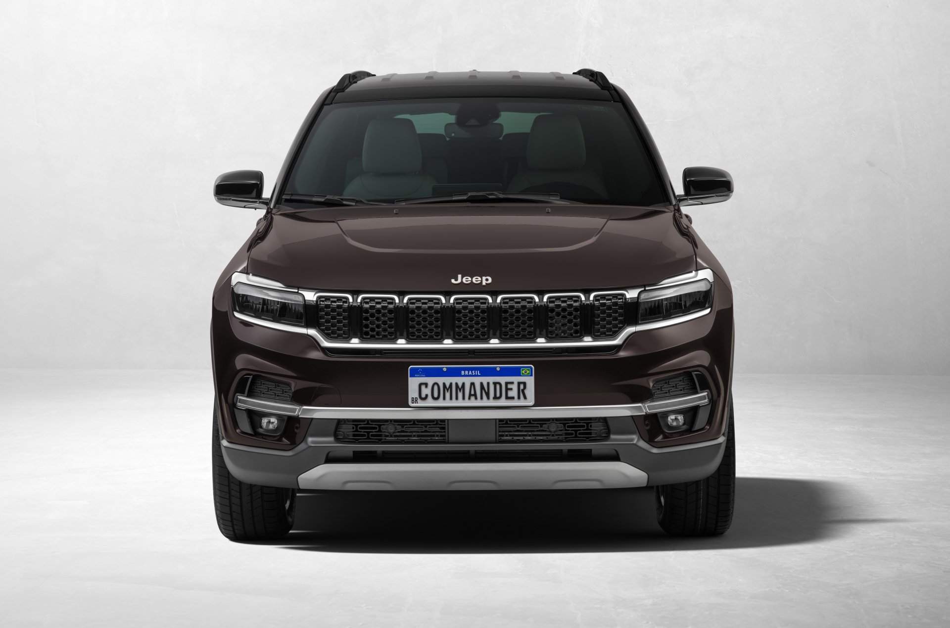 Download Vehicle Jeep Commander 8k Ultra HD Wallpaper