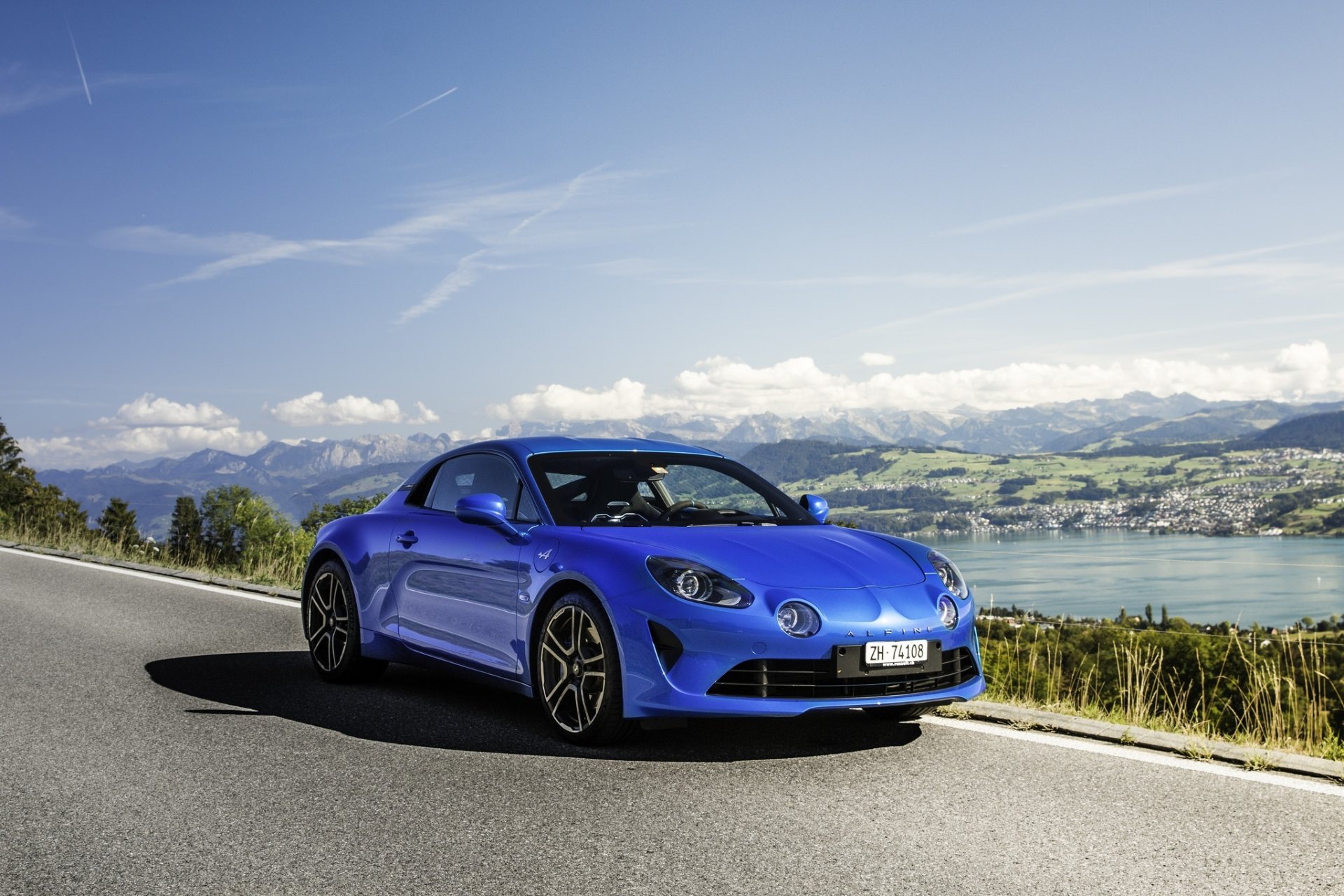 Download Vehicle Alpine HD Wallpaper