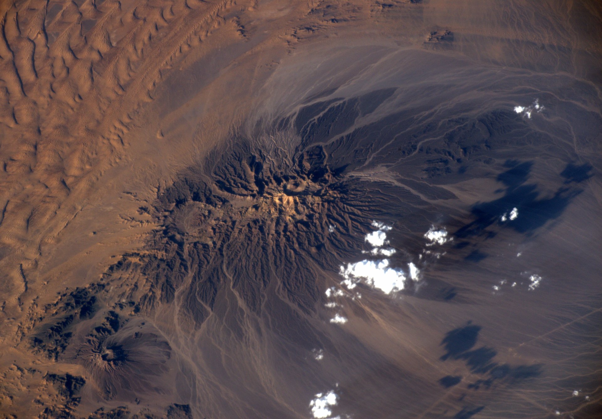 Download Pakistan Iran Nature Earth From Space 4k Ultra HD Wallpaper by ...