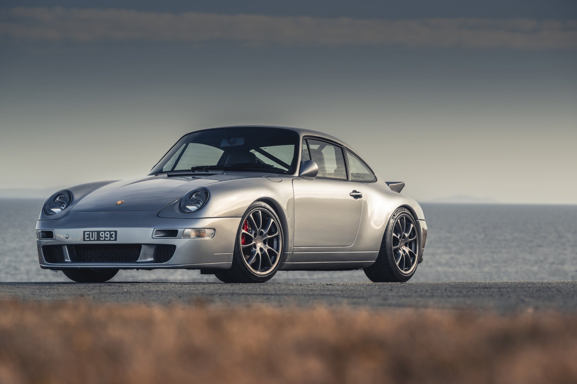 Download Vehicle Porsche 911 4k Ultra HD Wallpaper