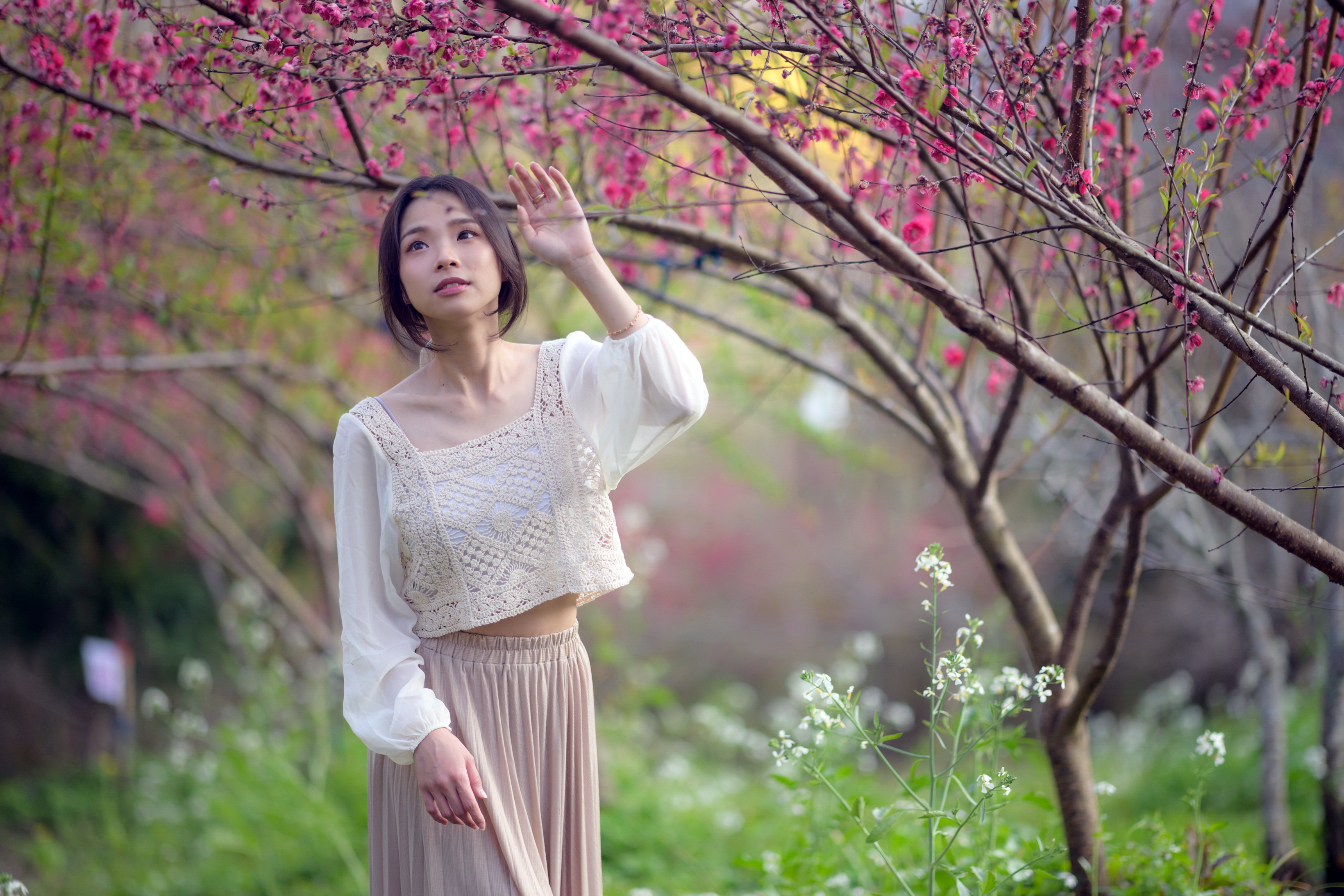 Download Woman Asian HD Wallpaper