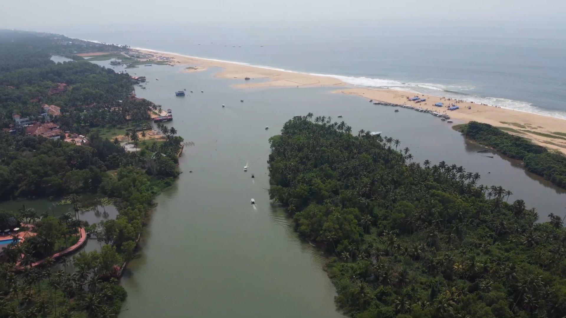 Trivandrum Backwaters by jethiya