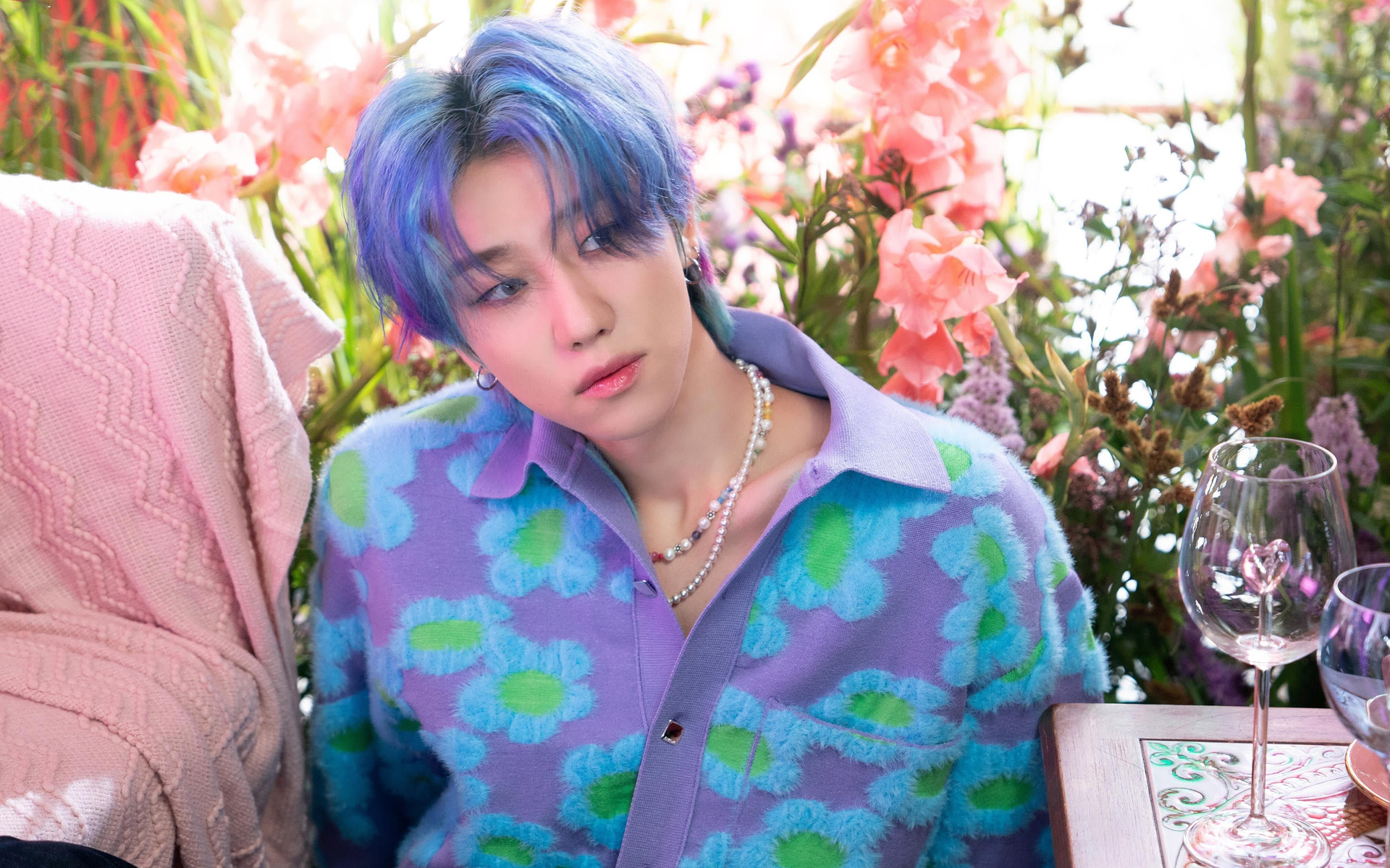 Download Music Seventeen (Band) The8 (Seventeen) HD Wallpaper