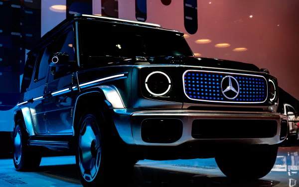 Download Vehicle Mercedes-Benz HD Wallpaper