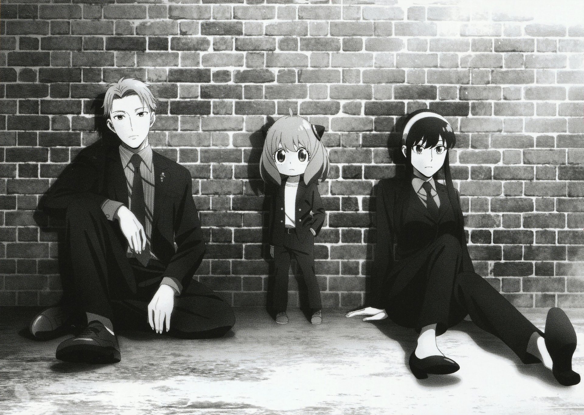 Spy x Family 8K Ultra HD: Loid, Anya & Yor in Stunning Anime Black & White