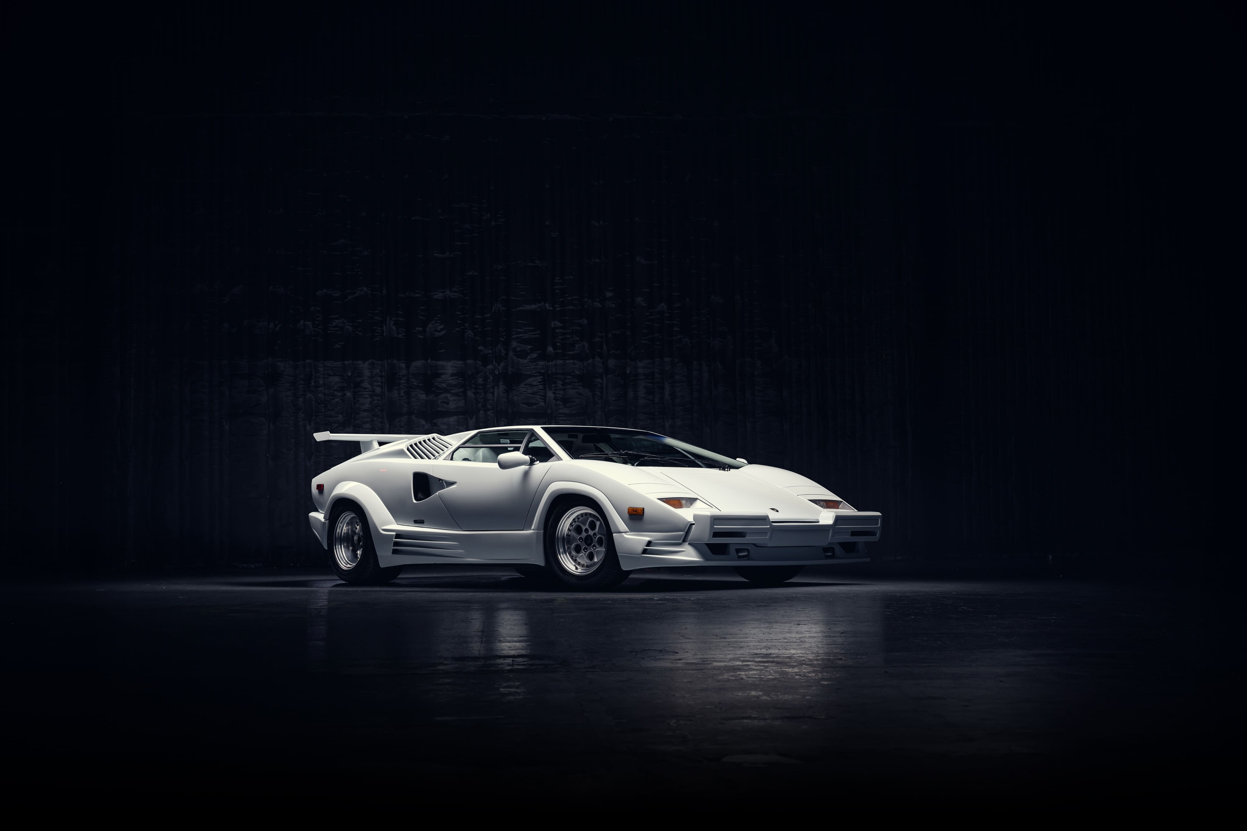 Download Lamborghini Countach 4k Ultra HD Wallpaper