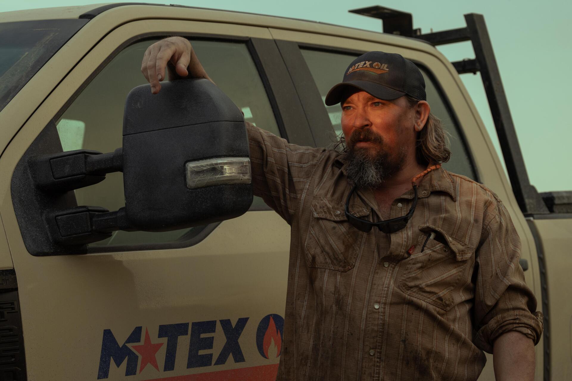 Landman: Captivating 4K Ultra HD Wallpaper