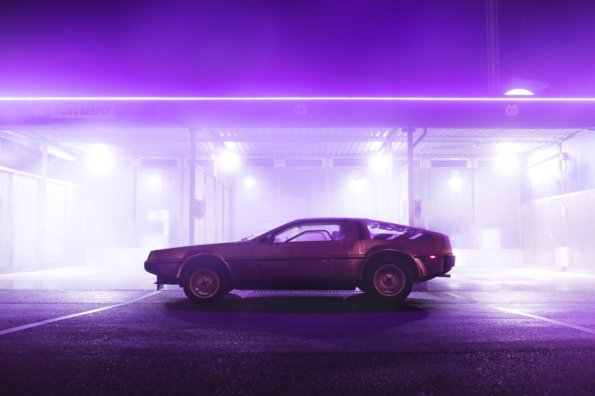 Download DMC DeLorean Car 4k Ultra HD Wallpaper