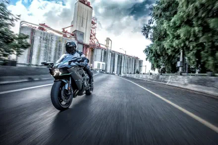 Kawasaki Ninja H2 - Desktop Wallpapers, Phone Wallpaper, PFP, Gifs, and ...