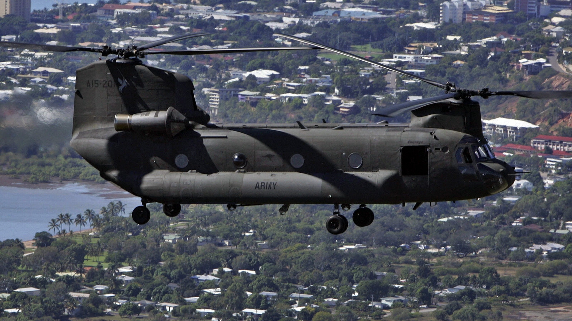 Boeing CH-47 Chinook HD Wallpaper