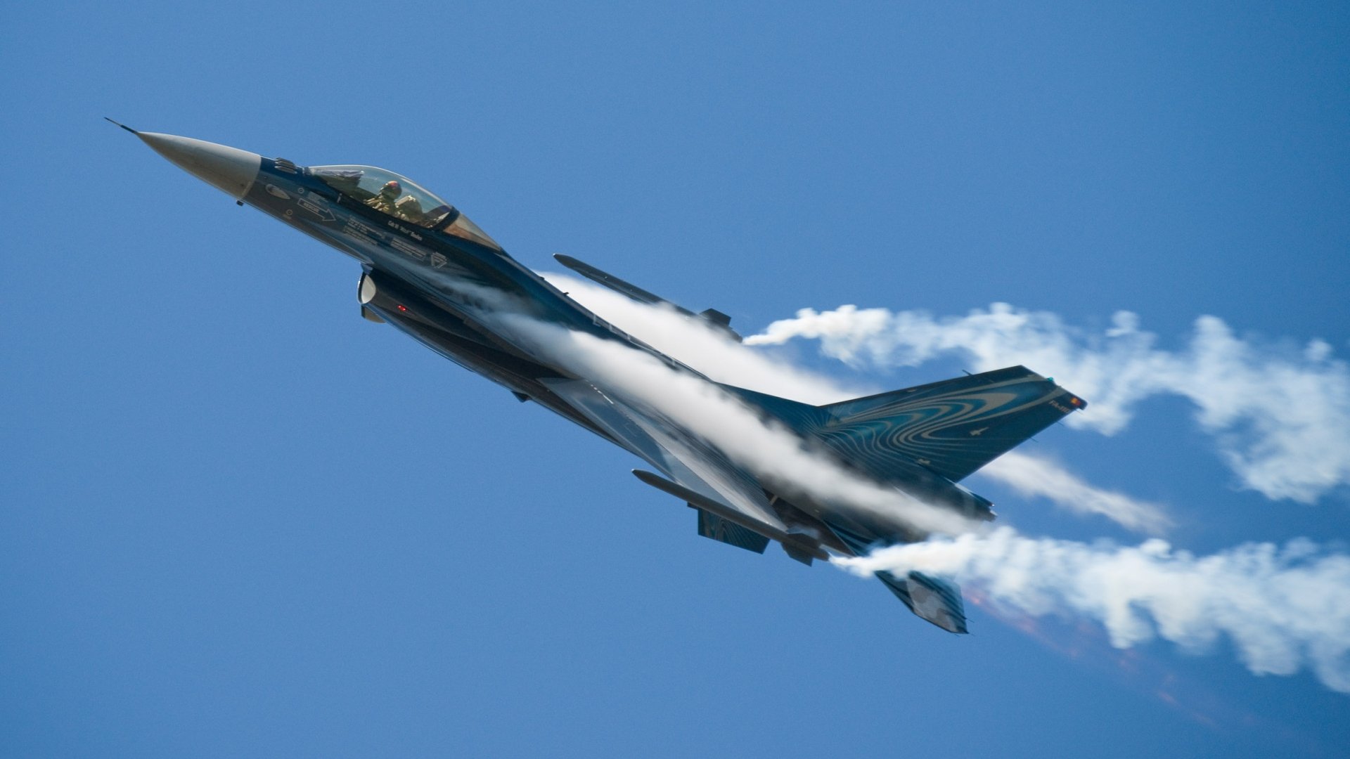 Download Military General Dynamics F-16 Fighting Falcon HD Wallpaper ...