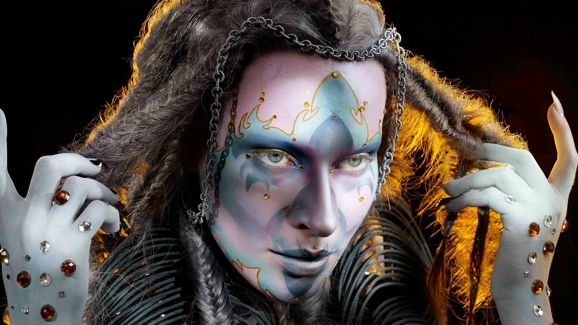 Dark Fantasy Enigma: A Stunning HD Fantasy Portrait Wallpaper