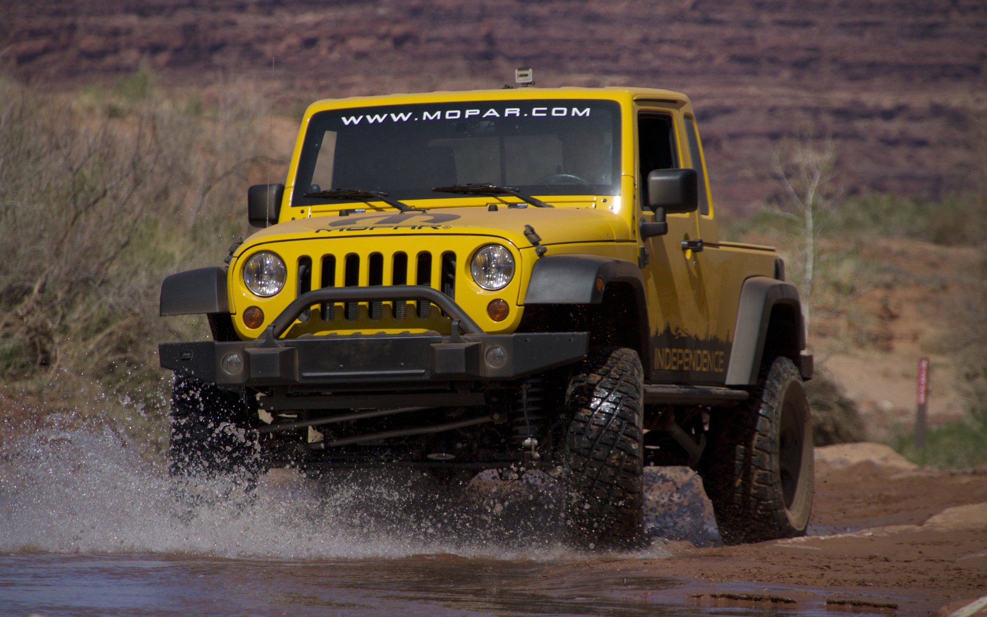 Download Vehicle Jeep HD Wallpaper
