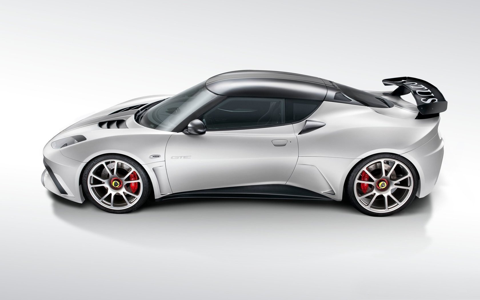 Download Vehicle Lotus (Car) Wallpaper