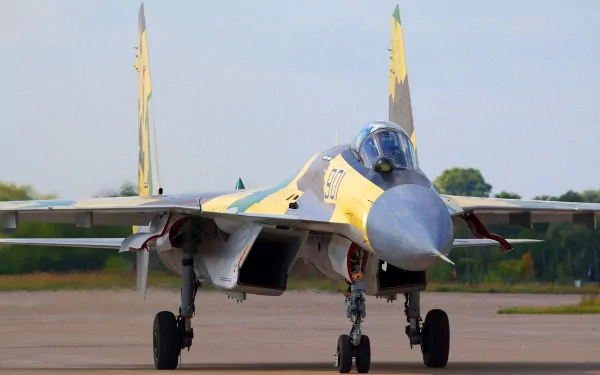 [50+] Sukhoi Su-35 Wallpapers