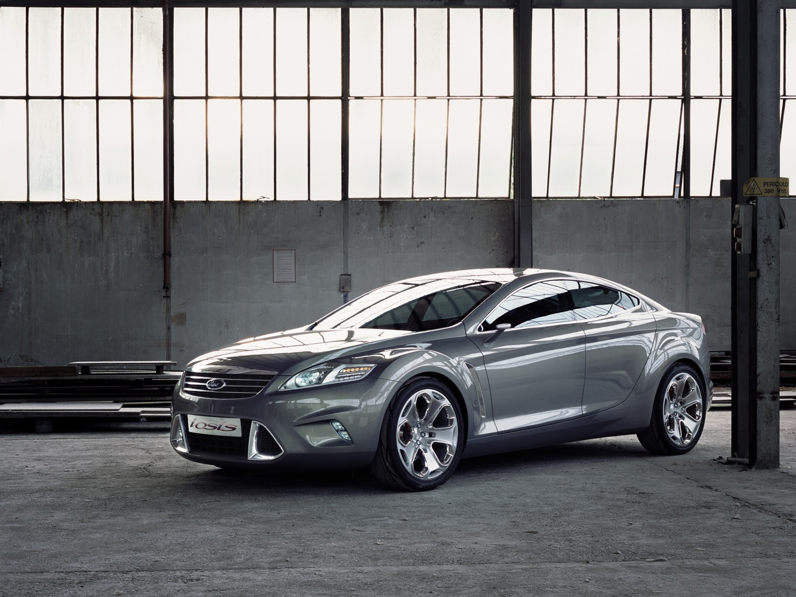 Download Vehicle Ford Iosis Wallpaper