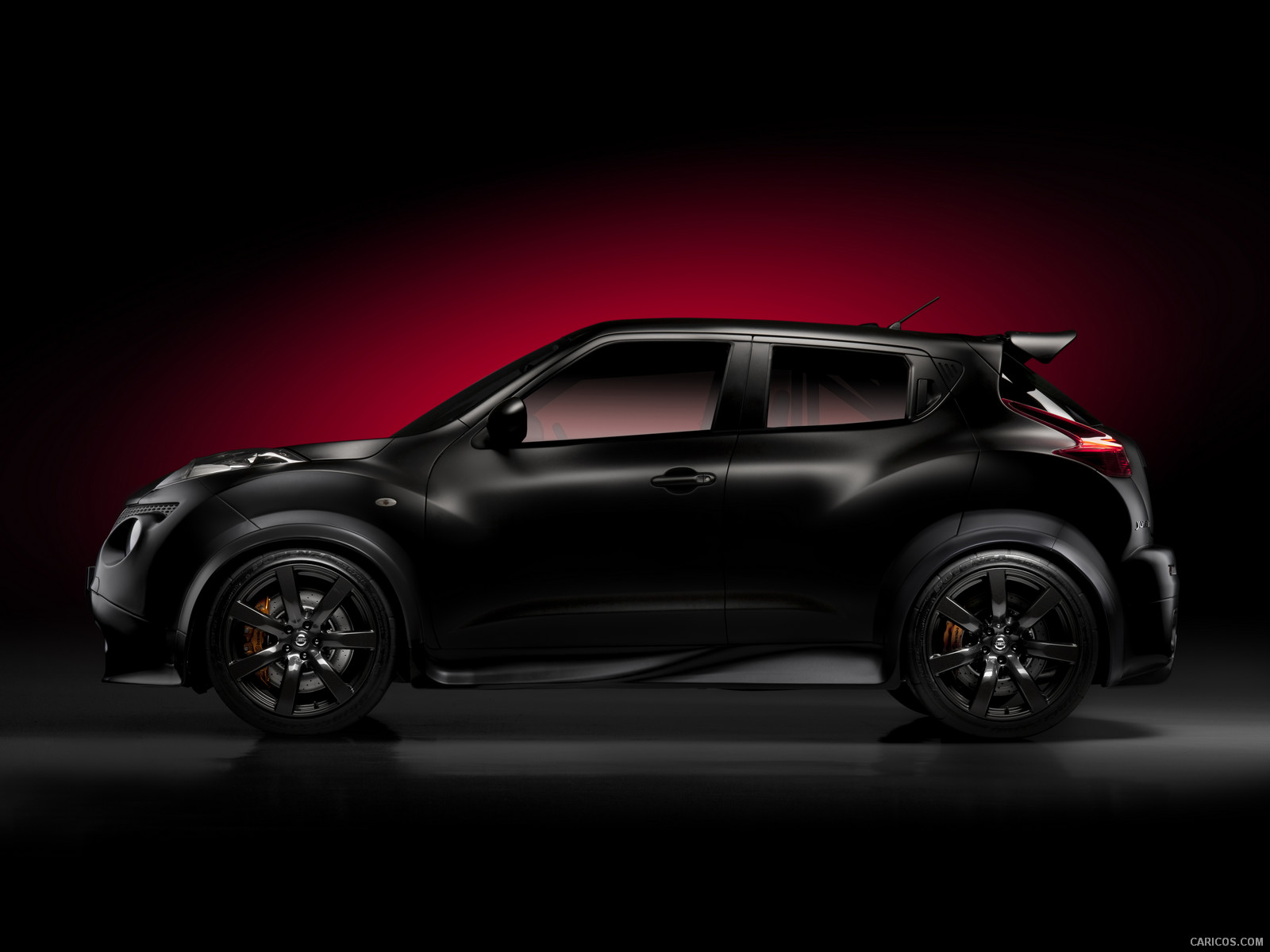 Download Vehicle Nissan Wallpaper