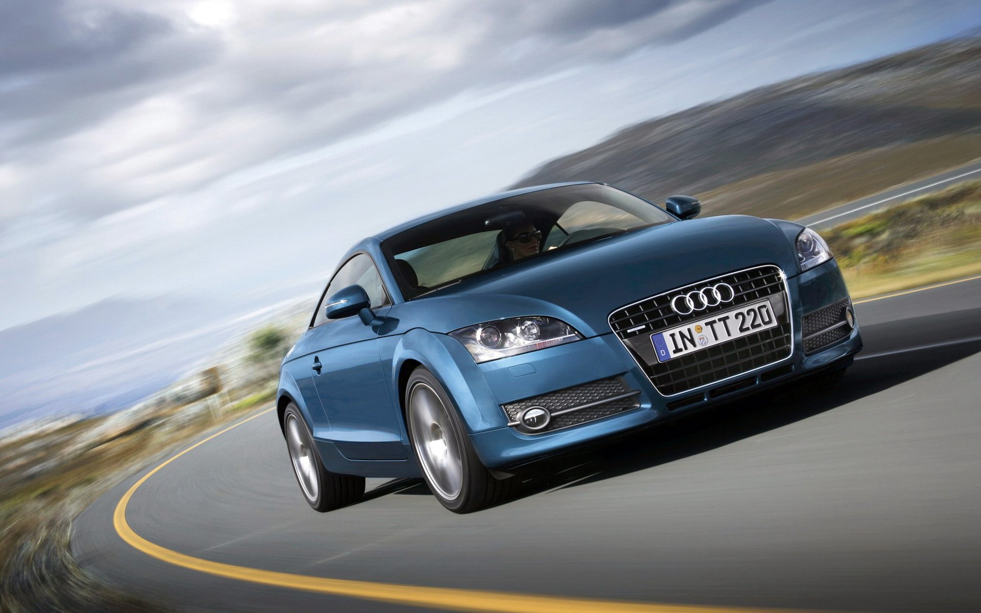 Download Vehicle Audi HD Wallpaper | 1920x1200 | Wallpaper Abyss