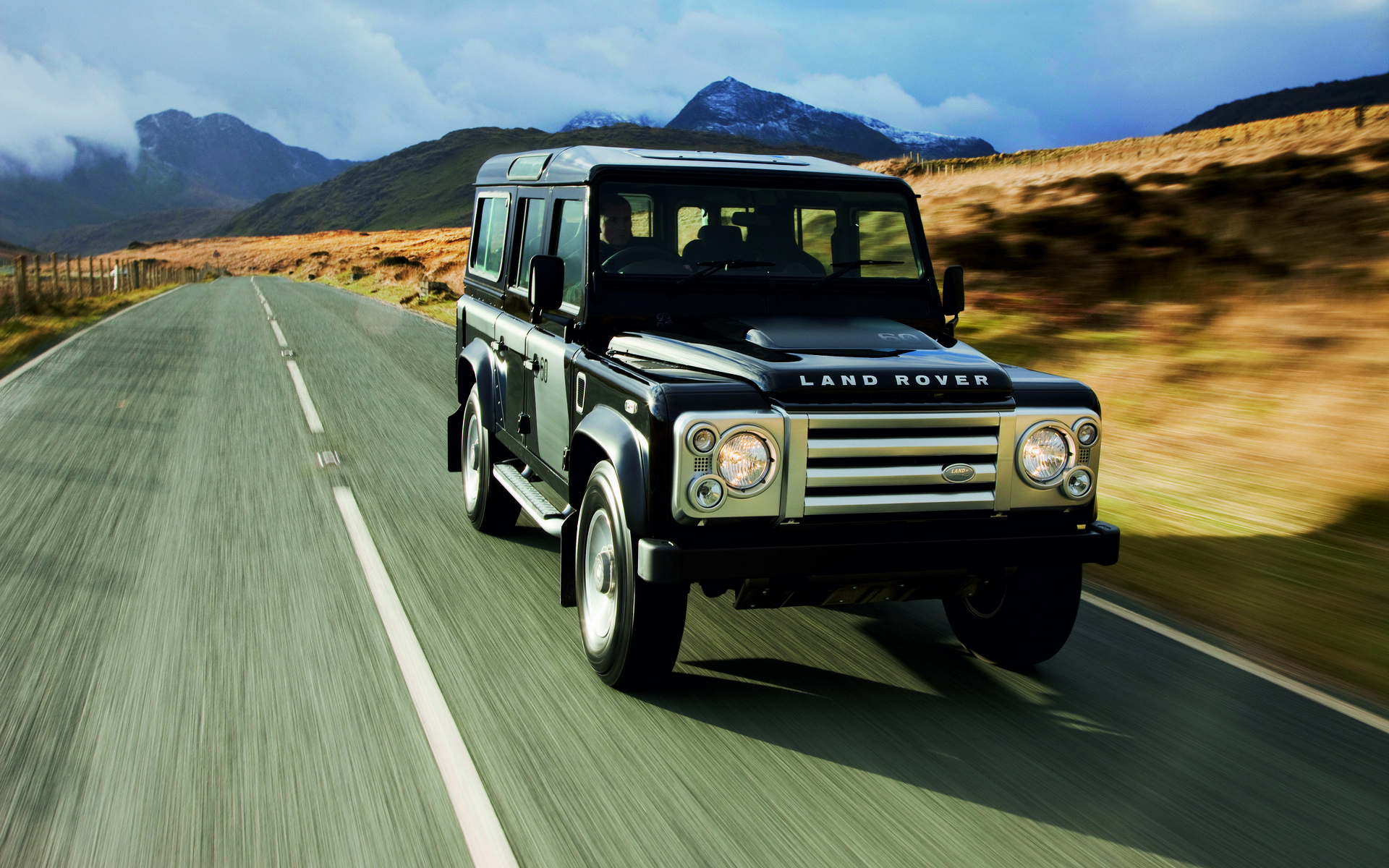 Download Vehicle Land Rover HD Wallpaper