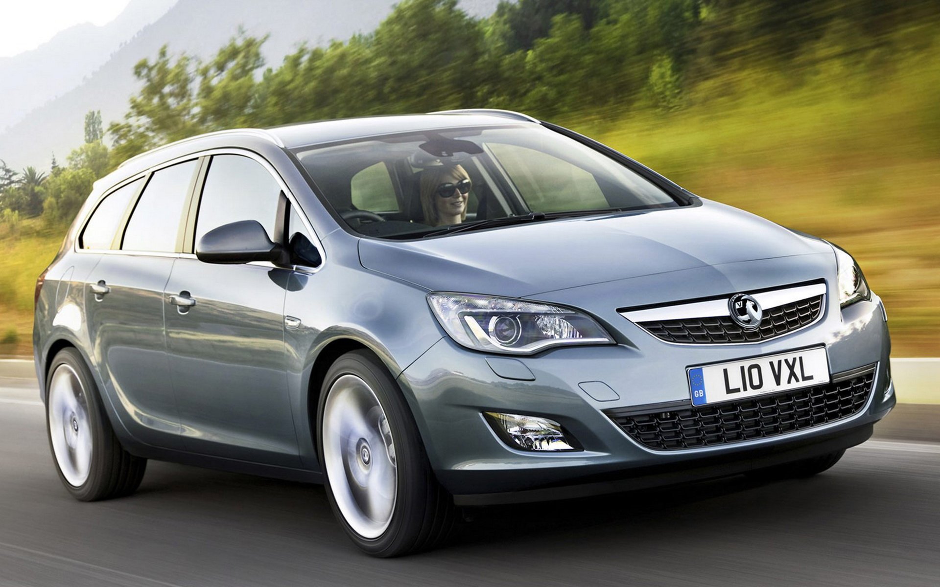 Download Vehicle Opel HD Wallpaper