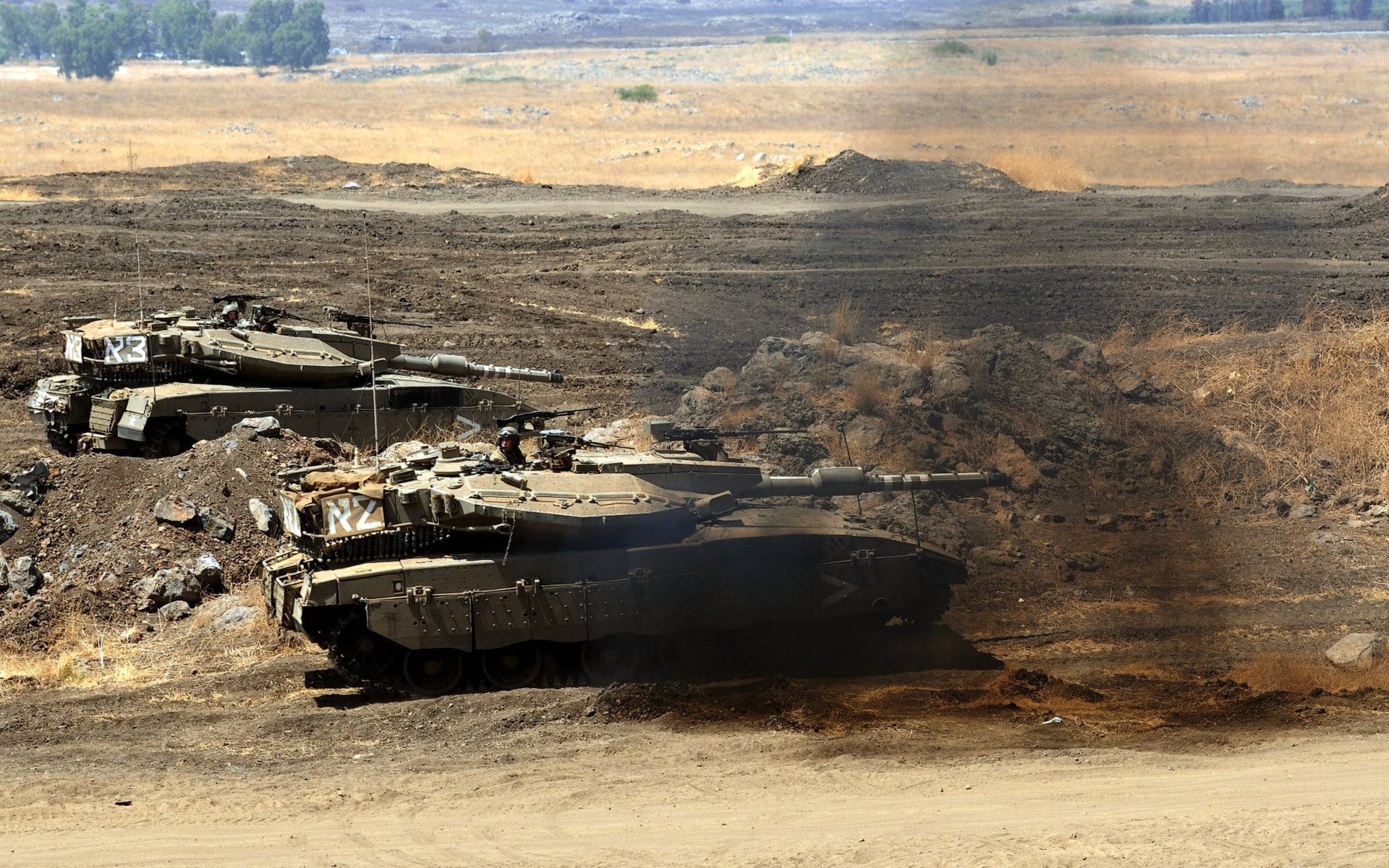 Armored Advance — HD Tank Warfare Wallpaper | 1920x1200 | Wallpaper Abyss