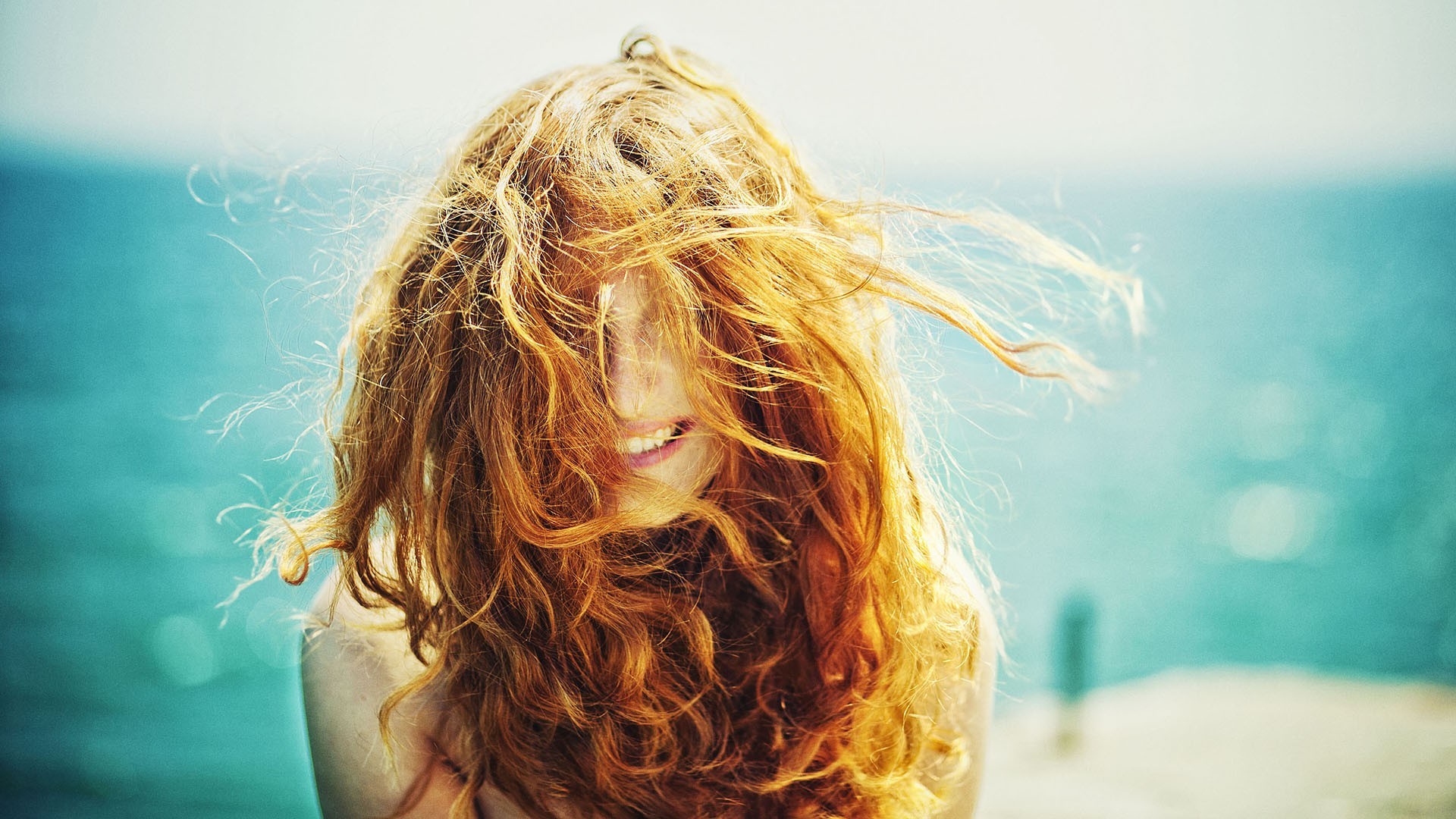 Download Woman Hair HD Wallpaper
