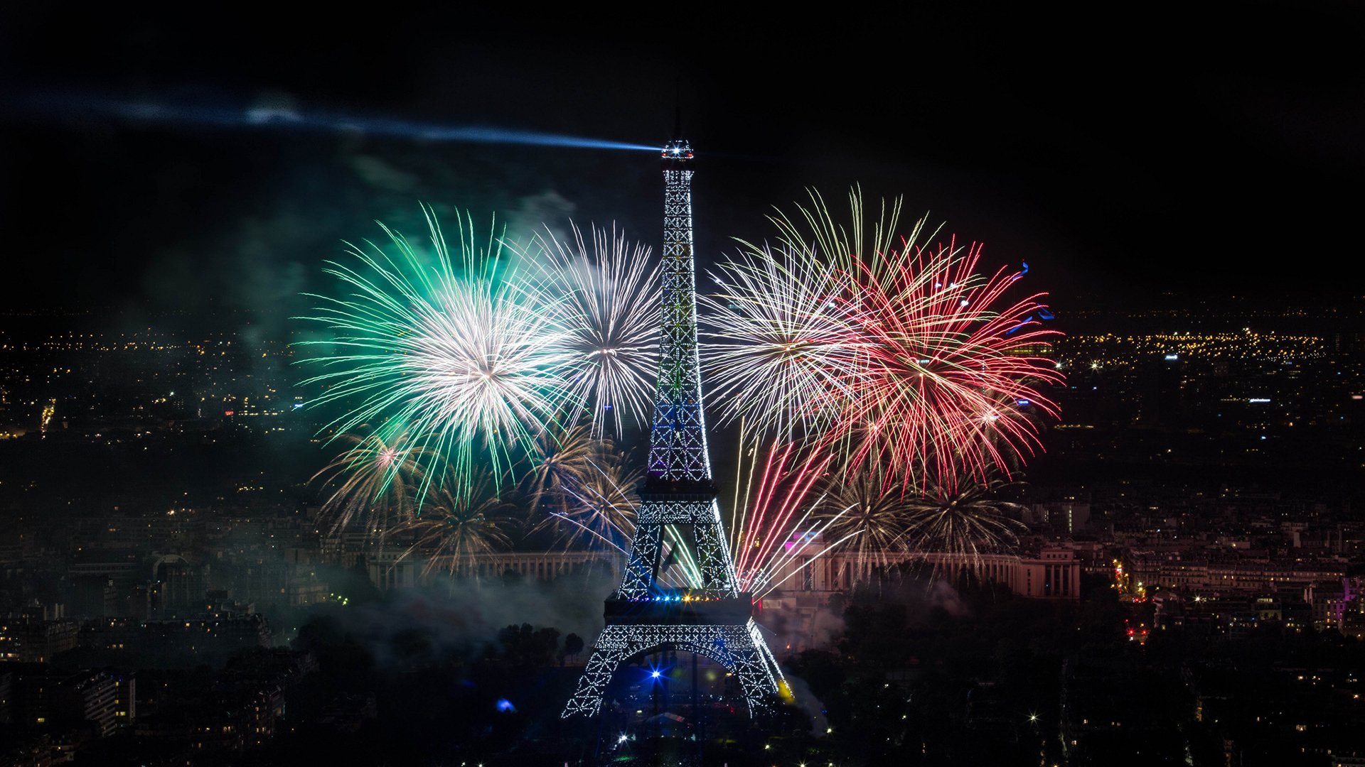Eiffel Nightburst — HD Fireworks Wallpaper