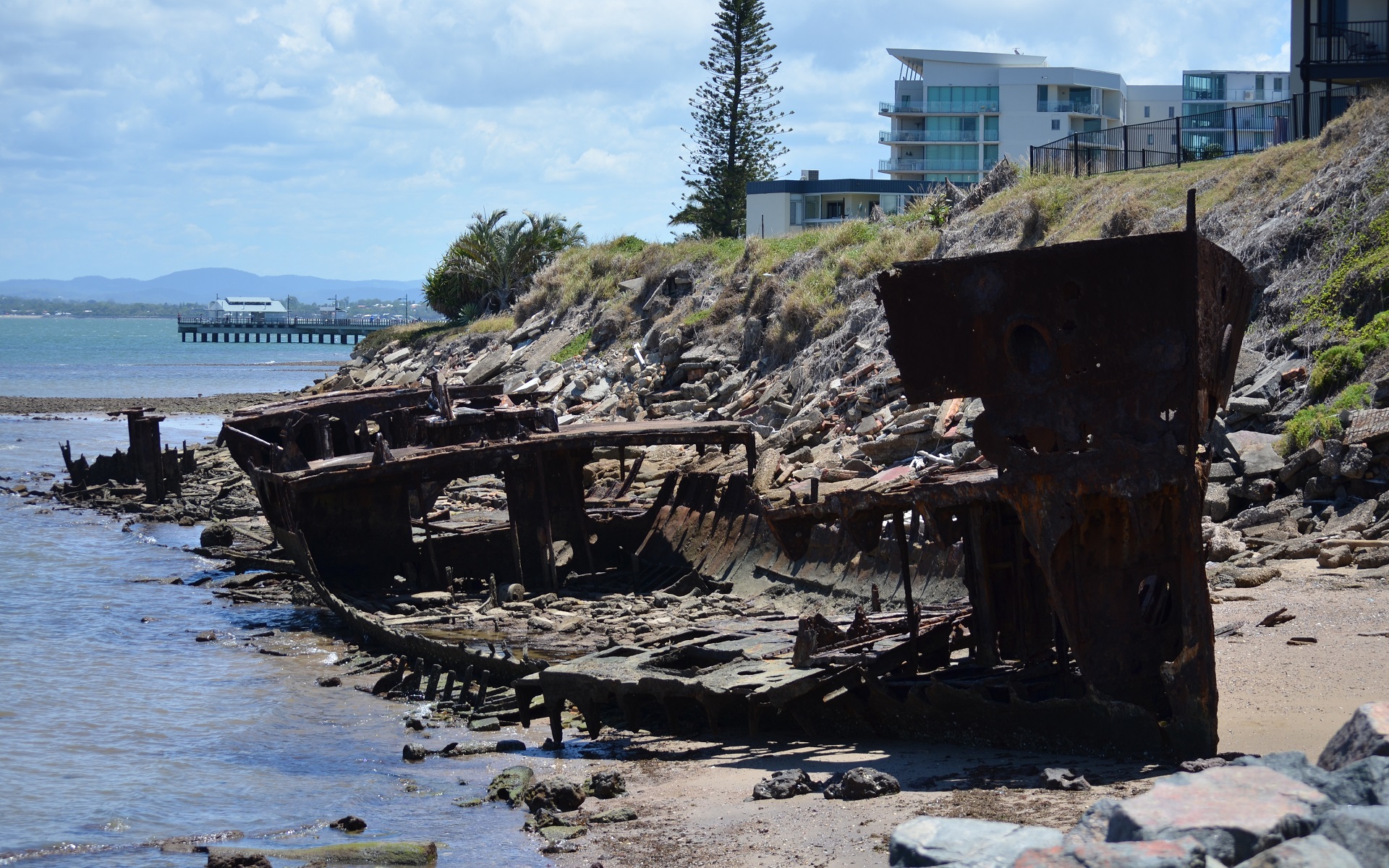 Ship Wreck by Dionsphotography