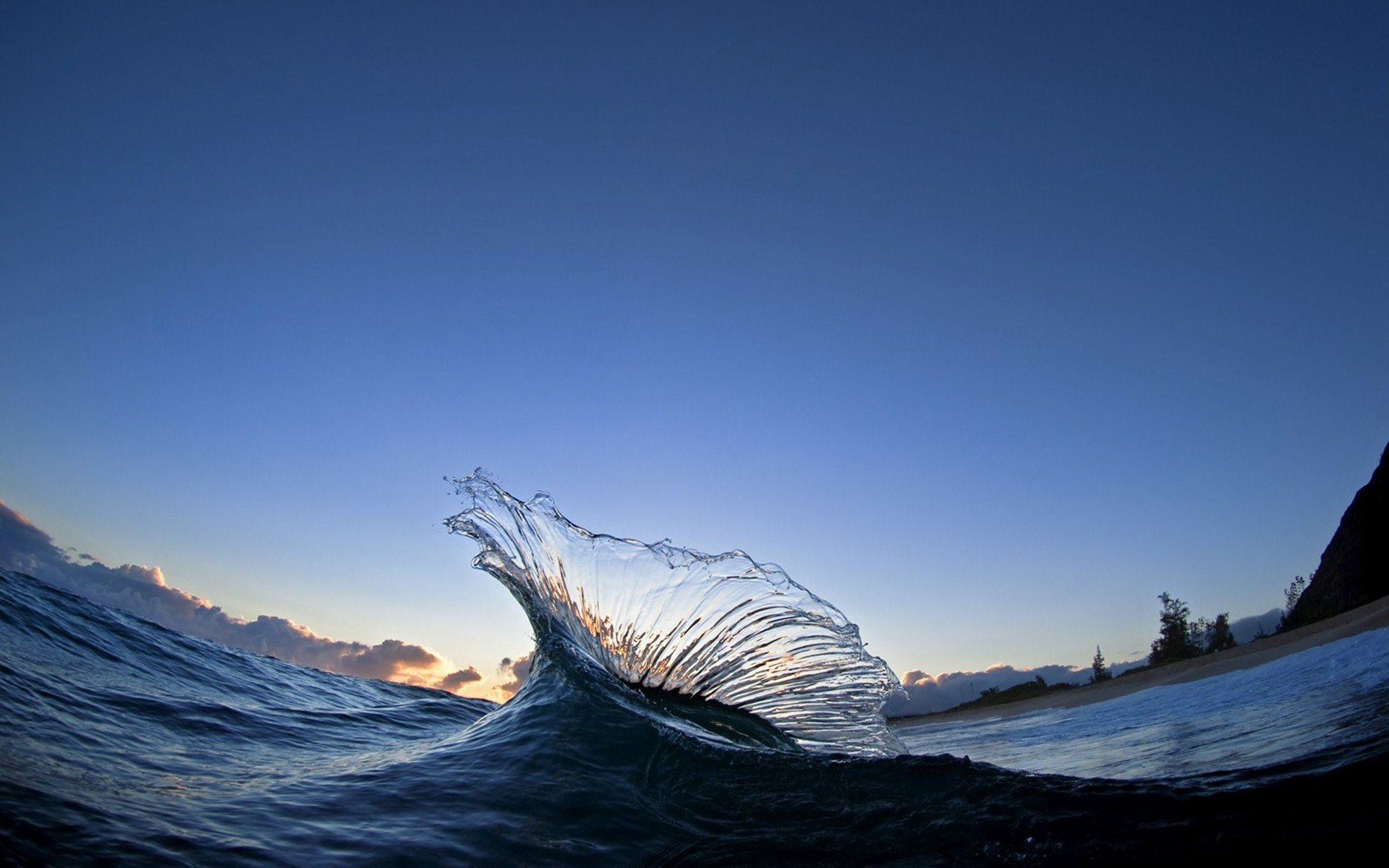 Download Nature Wave HD Wallpaper