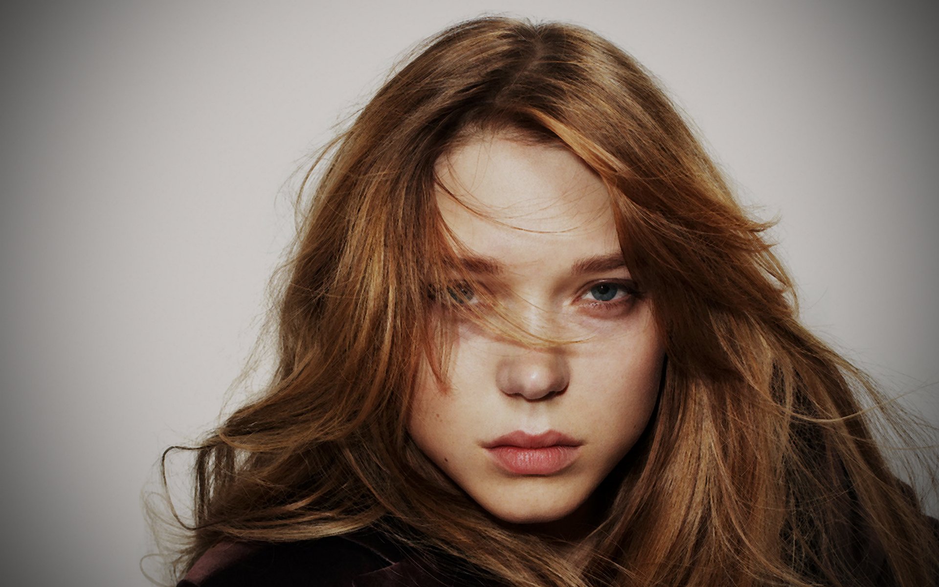 Download French Actress Celebrity Léa Seydoux HD Wallpaper