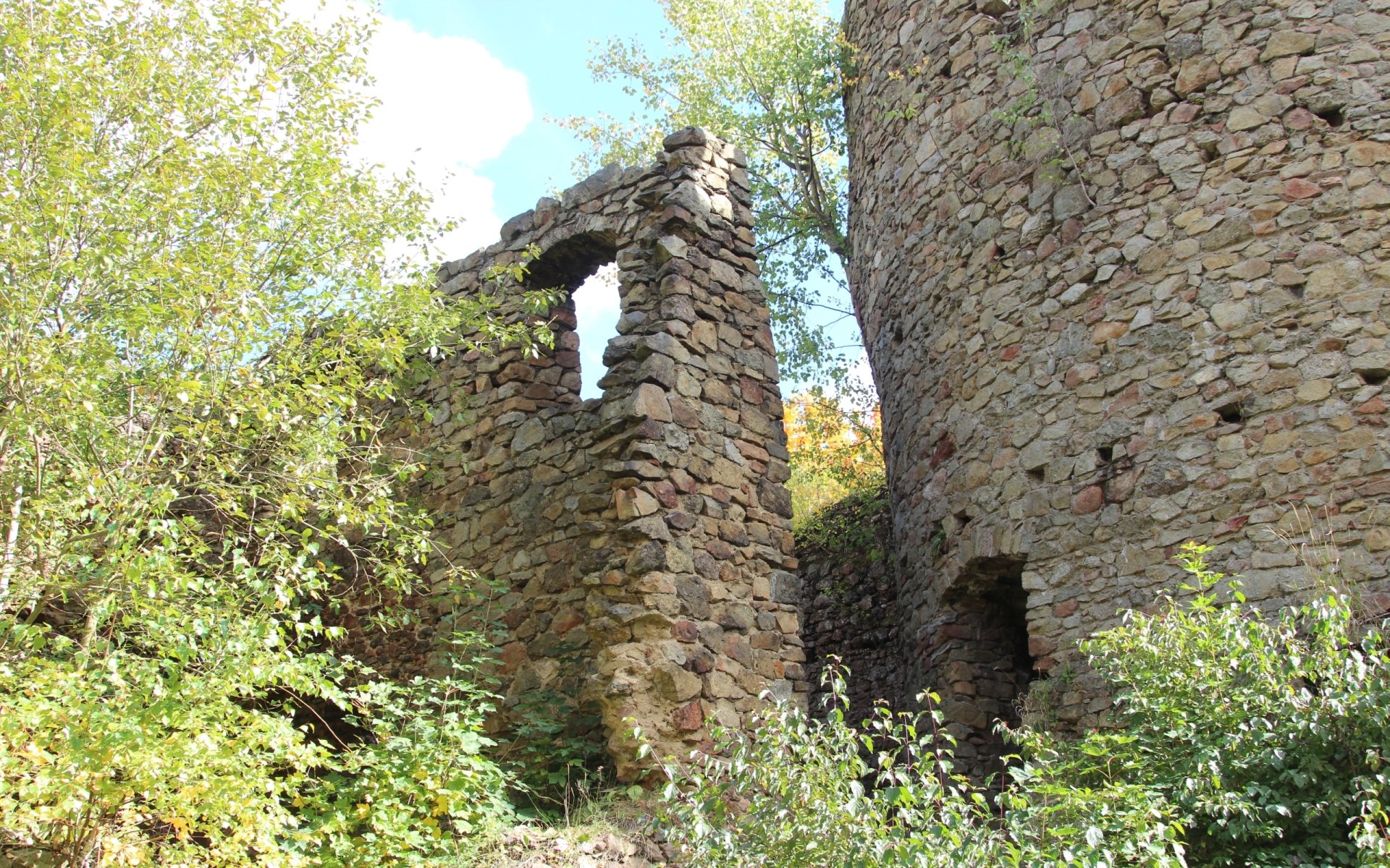 Download Man Made Cisy Castle HD Wallpaper