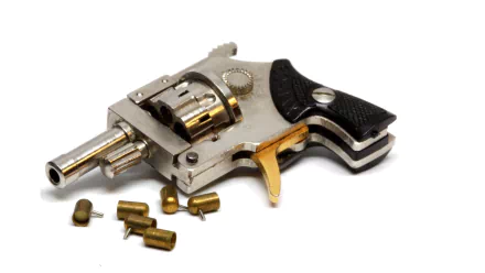 Revolver - Desktop Wallpapers, Phone Wallpaper, PFP, Gifs, and More!