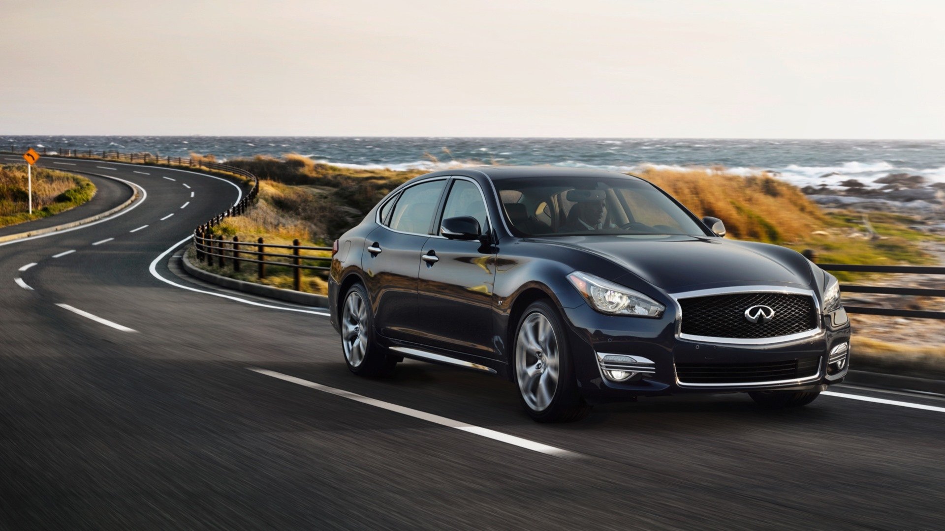 Download Vehicle 2015 Infiniti Q70 HD Wallpaper