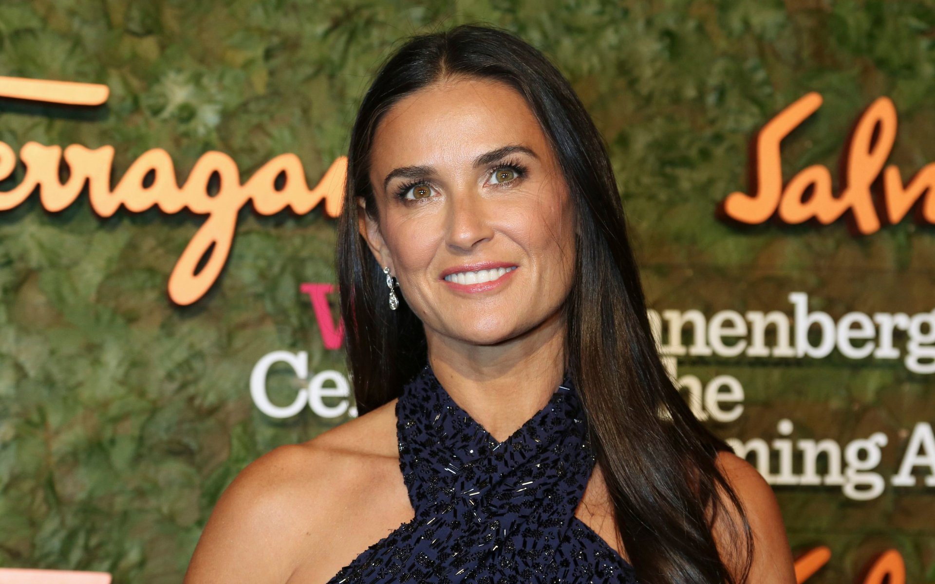 Download American Actress Celebrity Demi Moore HD Wallpaper