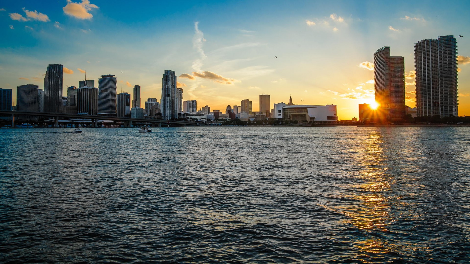 Download Man Made Miami HD Wallpaper