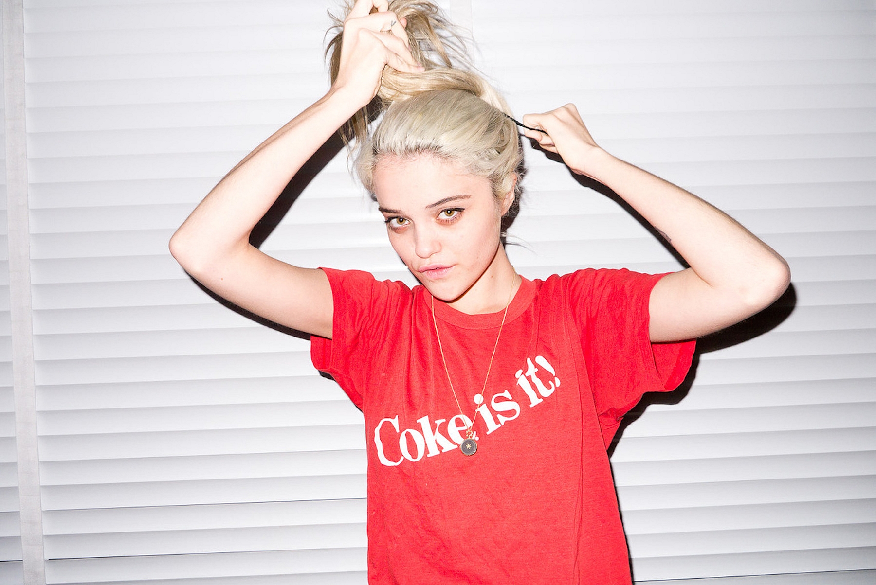 Sky Ferreira Wallpaper and Background Image | 1590x1000