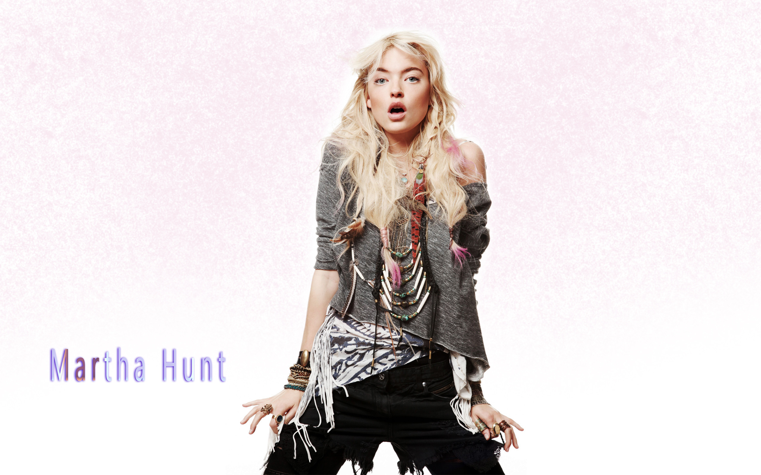 Download American Model Celebrity Martha Hunt HD Wallpaper