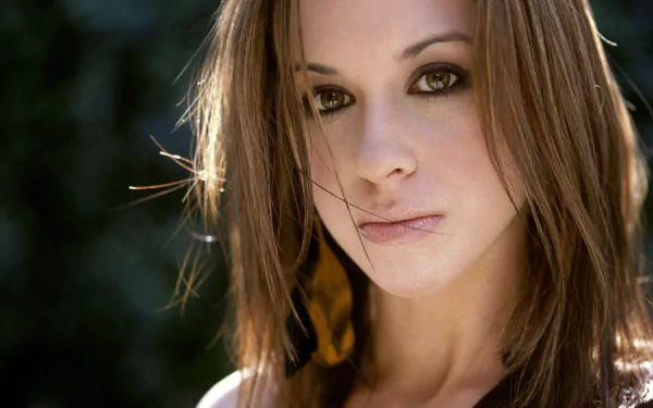 Lacey Chabert Wallpapers