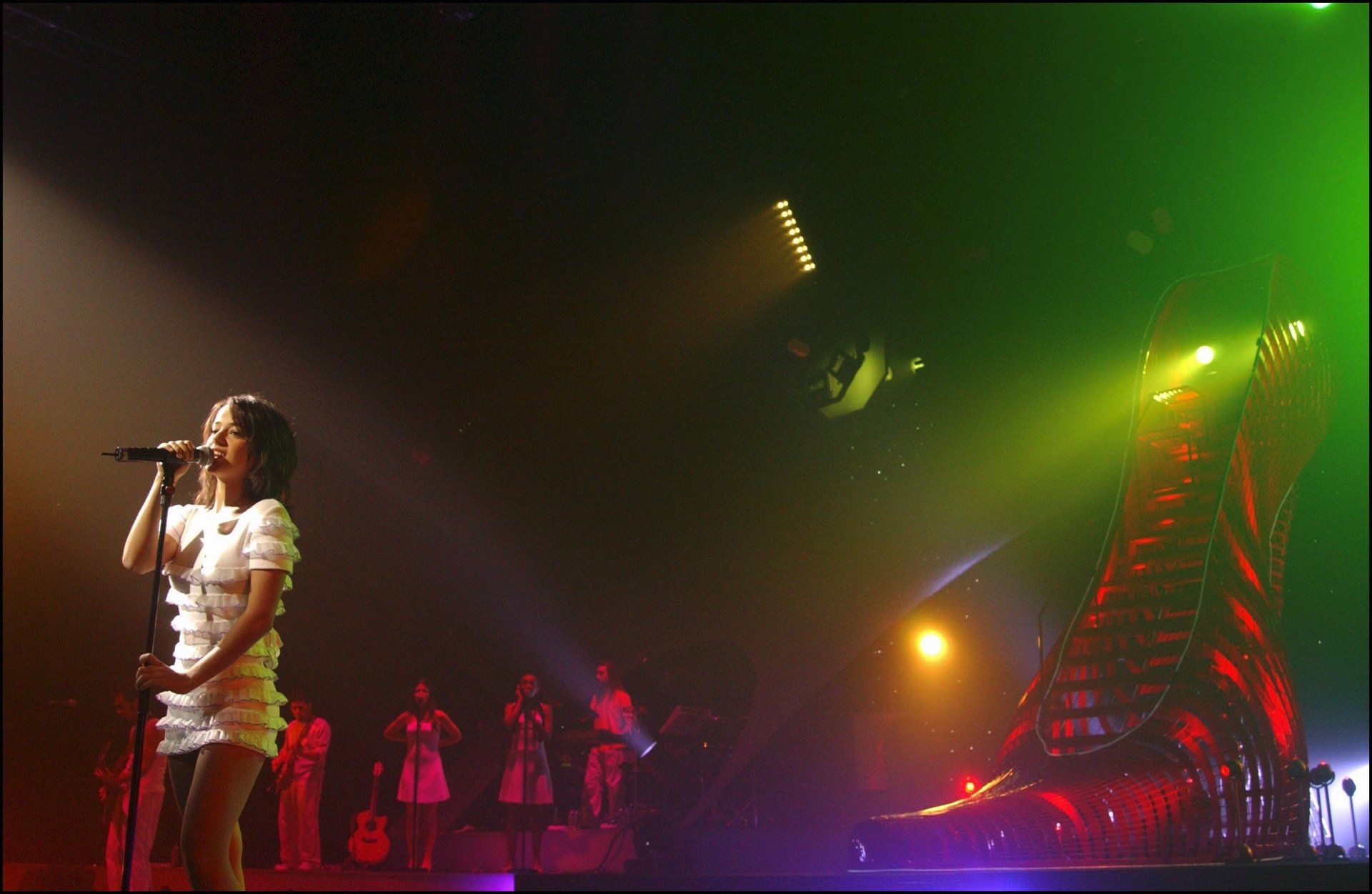 Alizée Live in Concert – Stunning HD Music Wallpaper